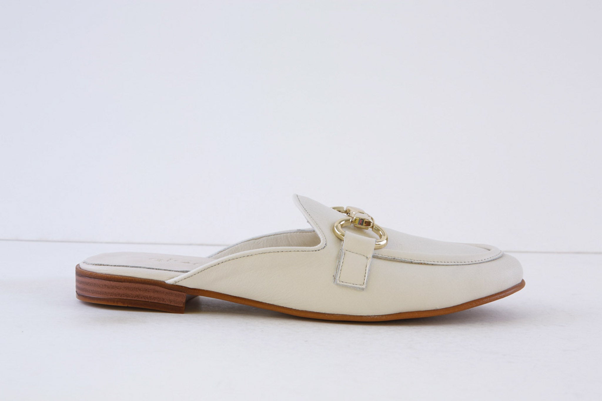 Gloria Cream Leather Loafer Mule - Stylish Comfort for Every Occasion ...