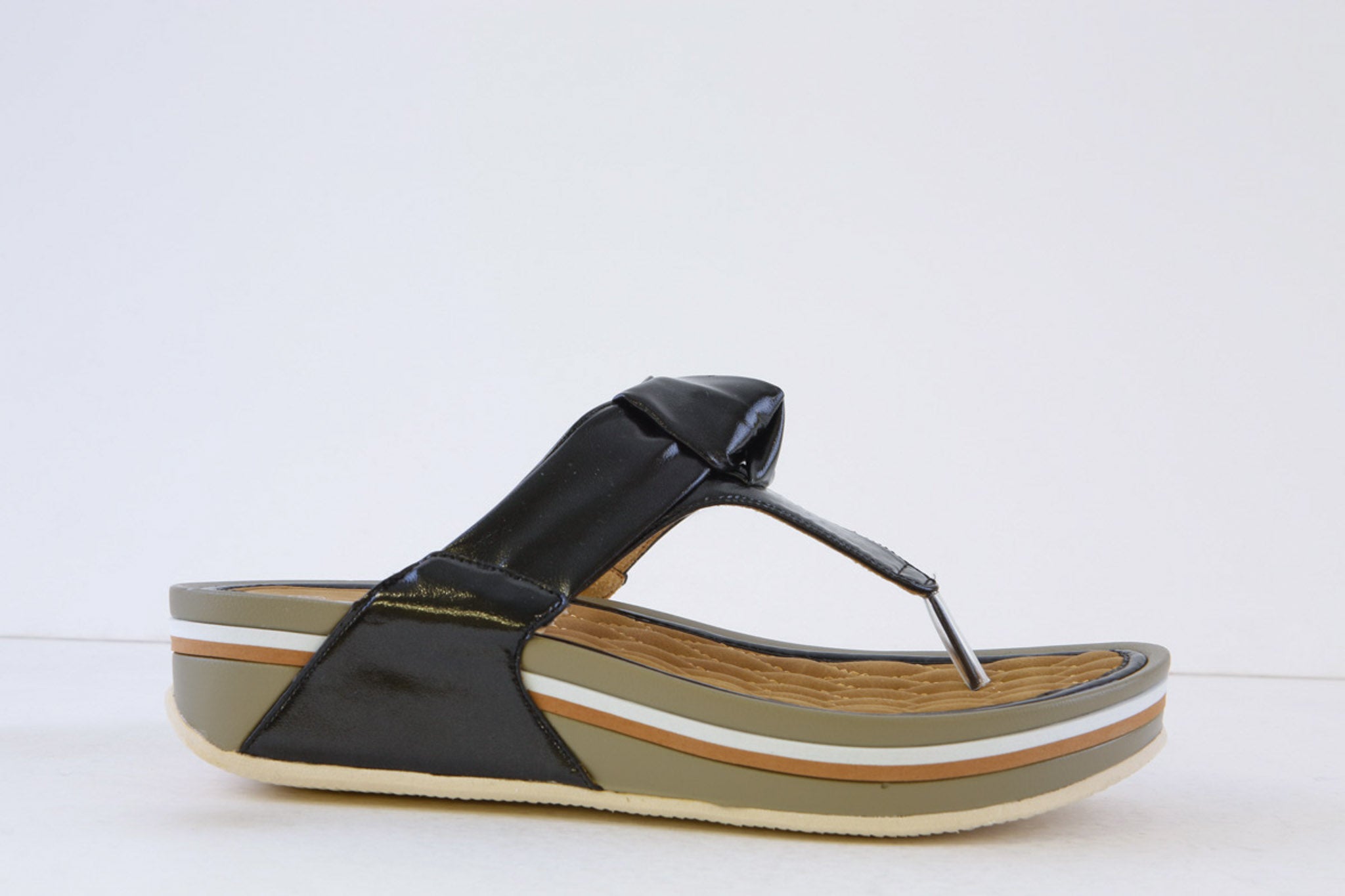 P-COMFORT - WW1660 KNOT TRIM WEDGE TOE-POST MULE - BLACK – Victor Dwyer ...